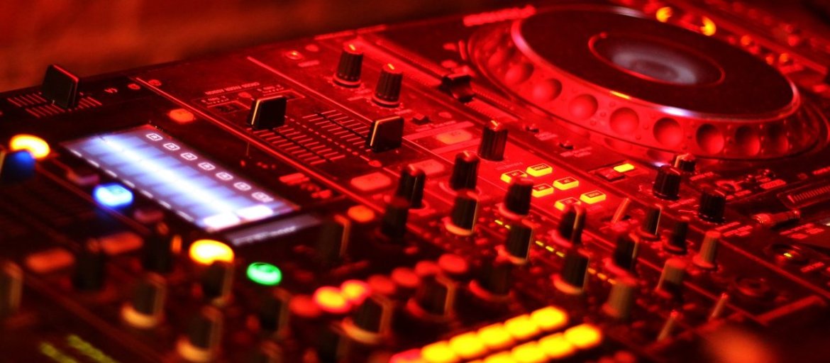 Jay Anderson & Colin Parnell – Stomp Radio